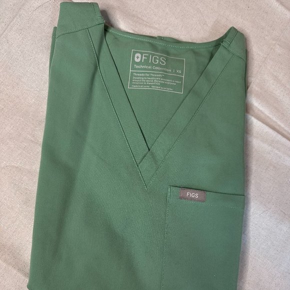 Figs | Tops | Figs Jade Catarina Xs | Poshmark